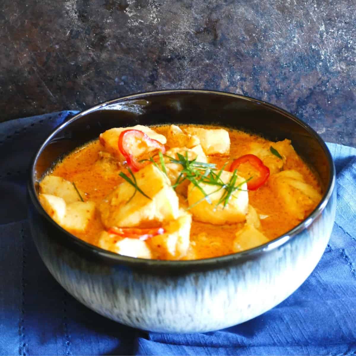 International Flavors, From My Kitchen To Yours - Paint The Kitchen Red