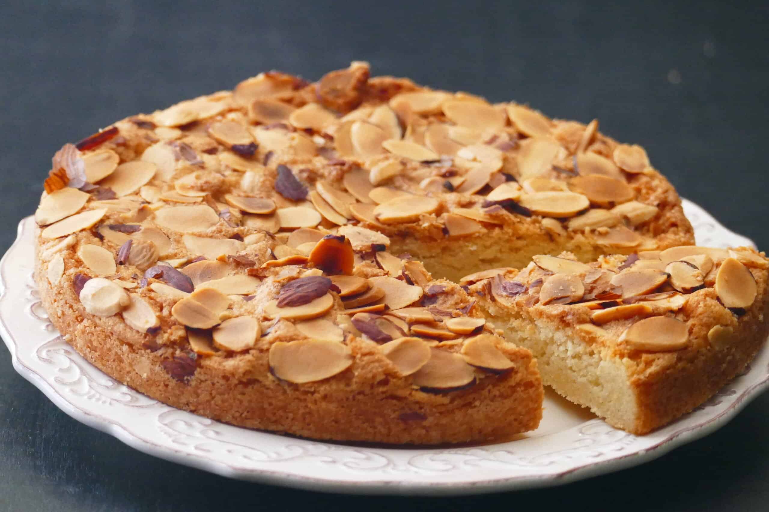 50 Best Almond Desserts: Cakes, Cookies and More