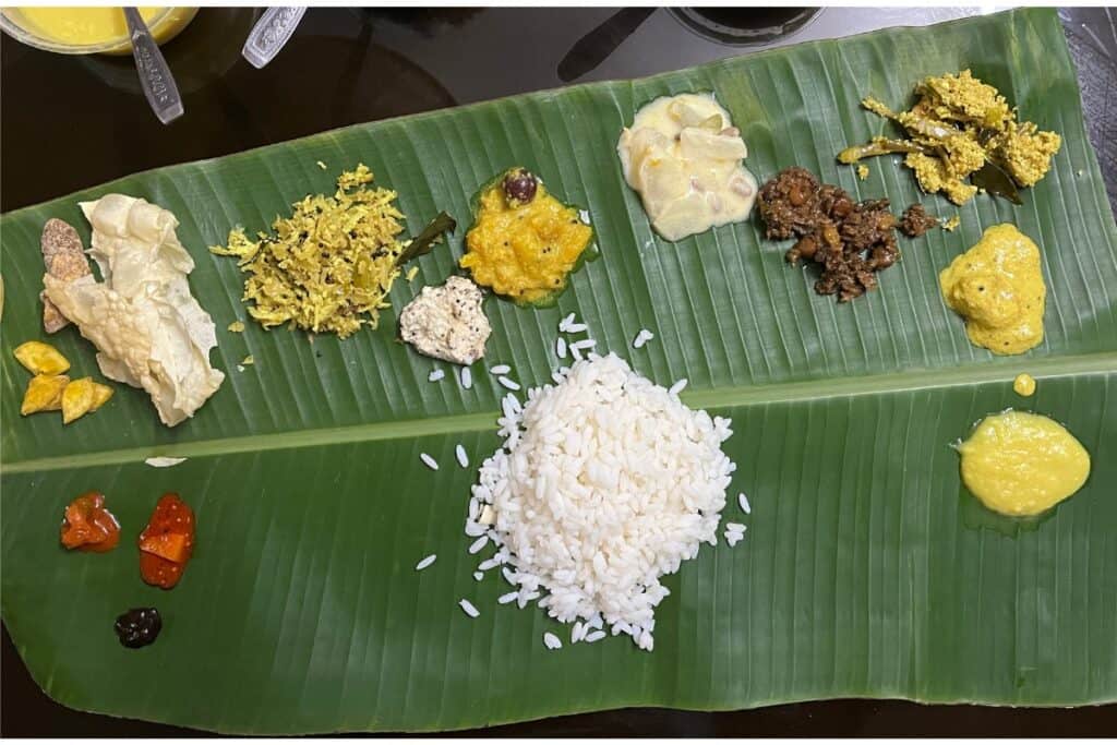 Kerala Kootu Curry - Traditional Onam Sadhya Recipe - Paint The Kitchen Red